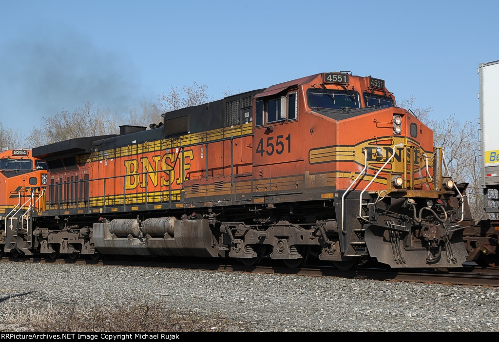 BNSF 4551